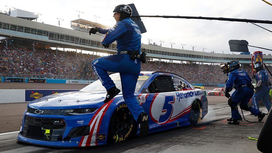 How Kyle Larson’s pit crew won him the 2021 NASCAR Cup Series title ...