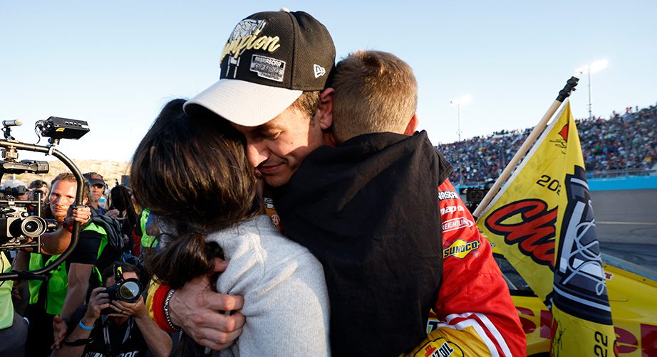Feliz Thanksgiving 2022: Lo Mejor de la temporada NASCAR 2022