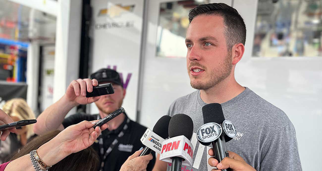Alex Bowman no tiene fecha fija para su regreso a la Cup Series