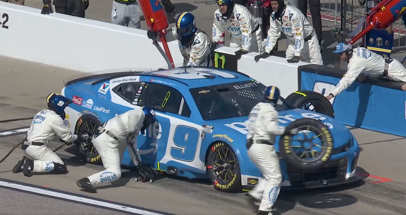 Pit-road woes: Elliott, Hamlin compile slow times during final stage ...