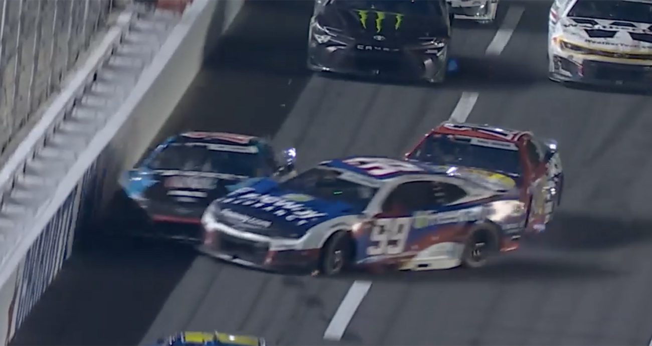 'Wild wreck' collects Blaney, Larson others in messy Stage 3 incident ...