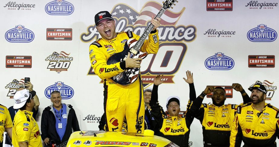 May 30 Atp Ncts Riggs Nashville Vl 922x489 - NASCAR EN ESPANOL